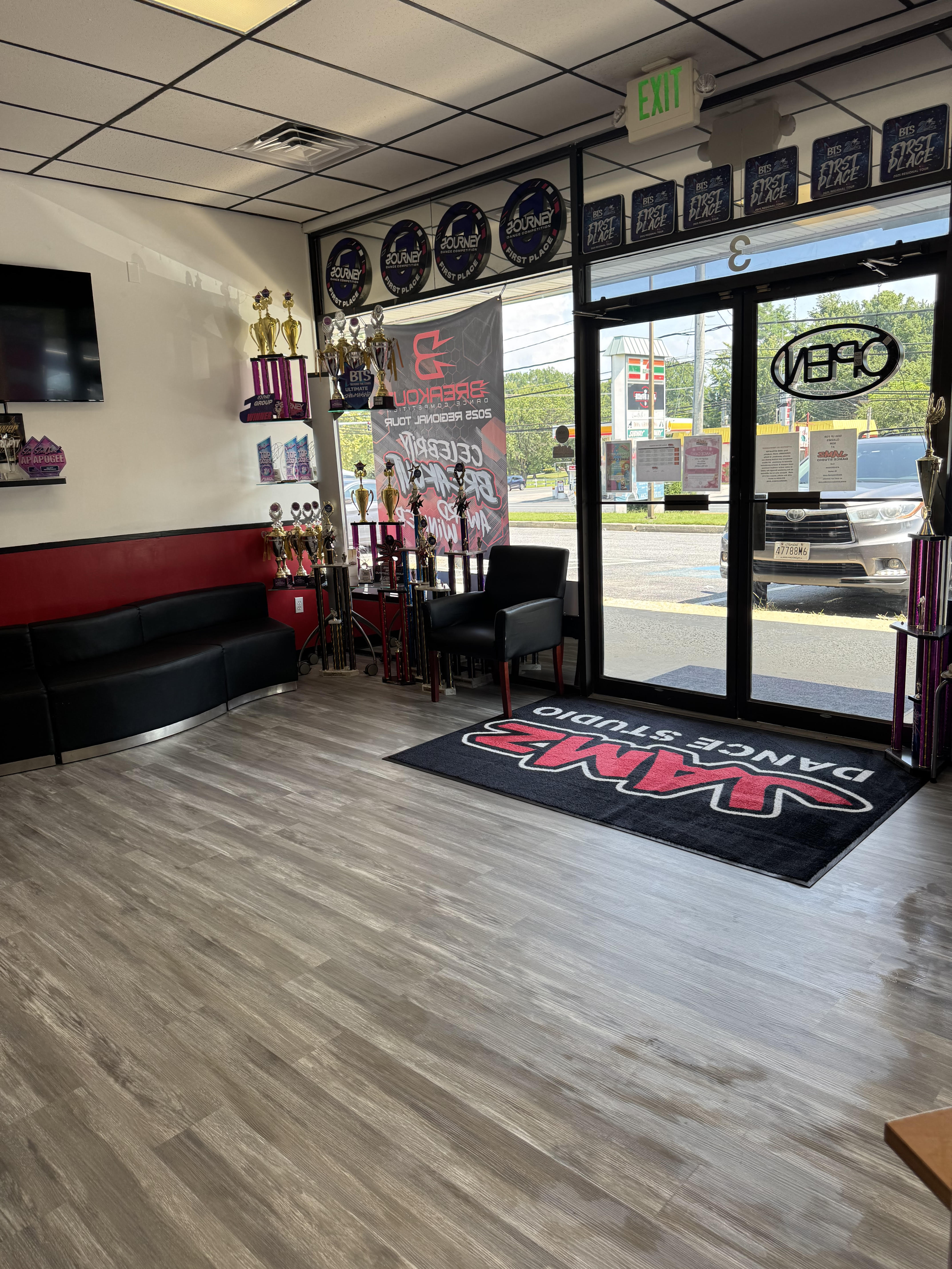 Jamz Dance Studio - Professional Dance Classes & Instruction