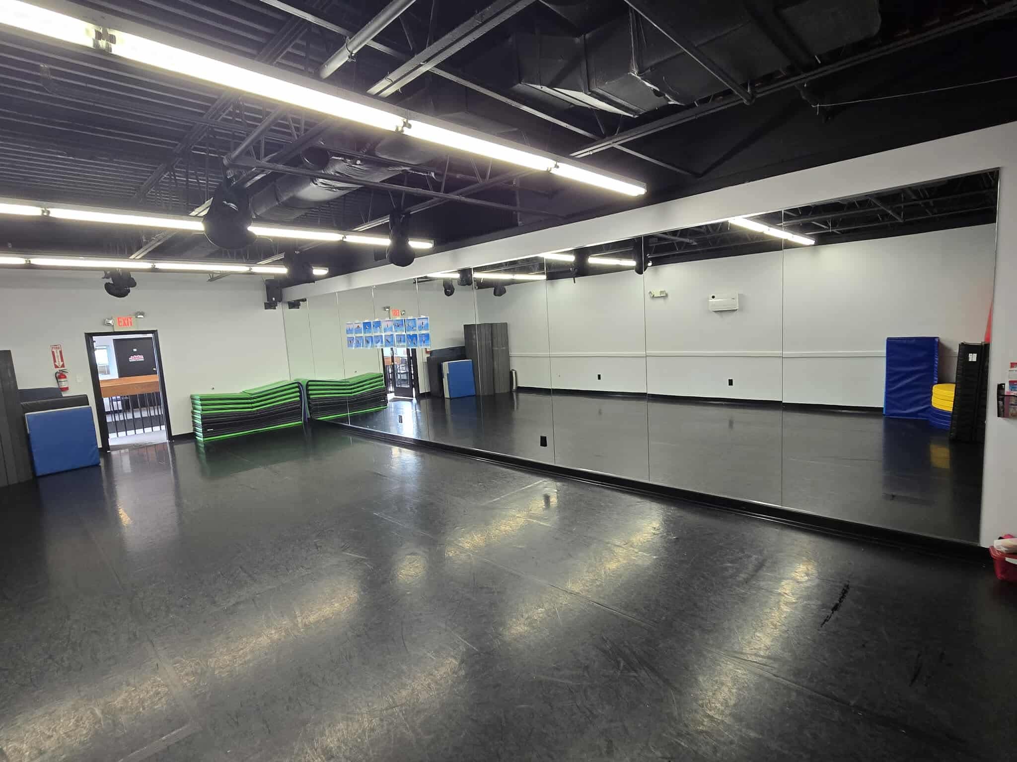 Jamz Dance Studio - Professional Dance Classes & Instruction